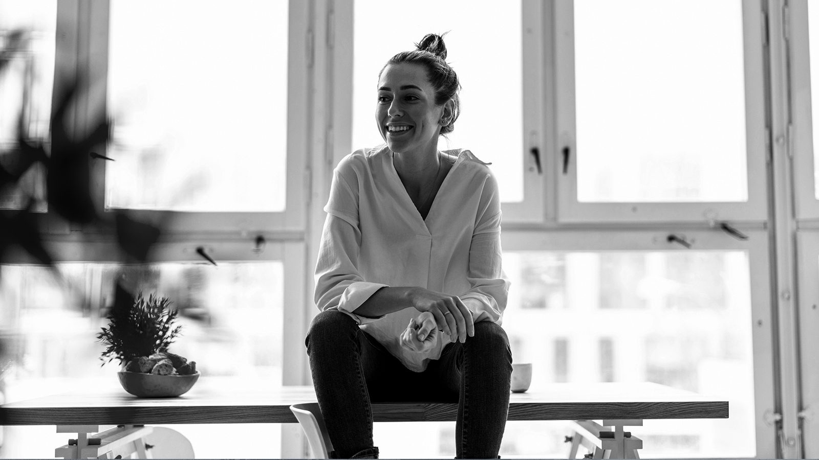 A Self-Assured Person Does These 13 Things Without Realizing It